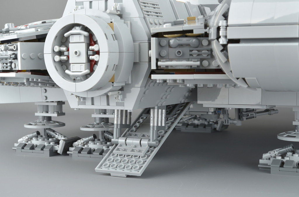 Rent Millennium Falcon™ | Rent a Build
